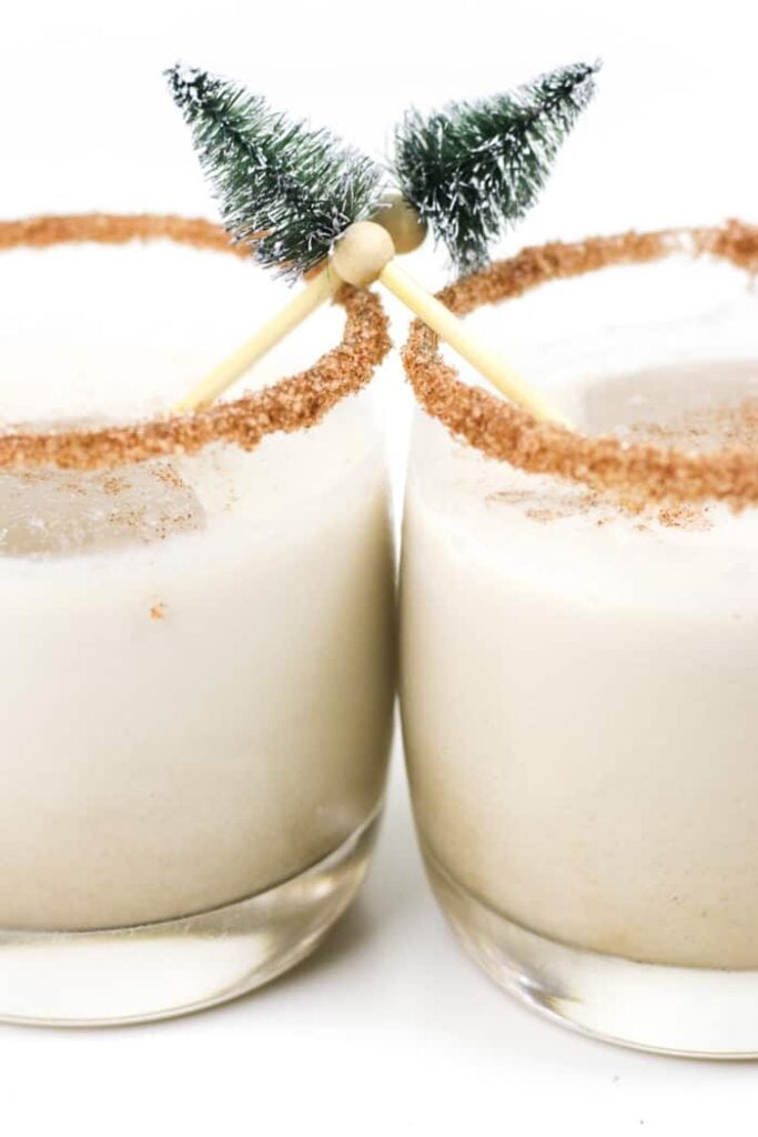 Cinnamon White Russian {After-Dinner Cocktail} | Feast + West