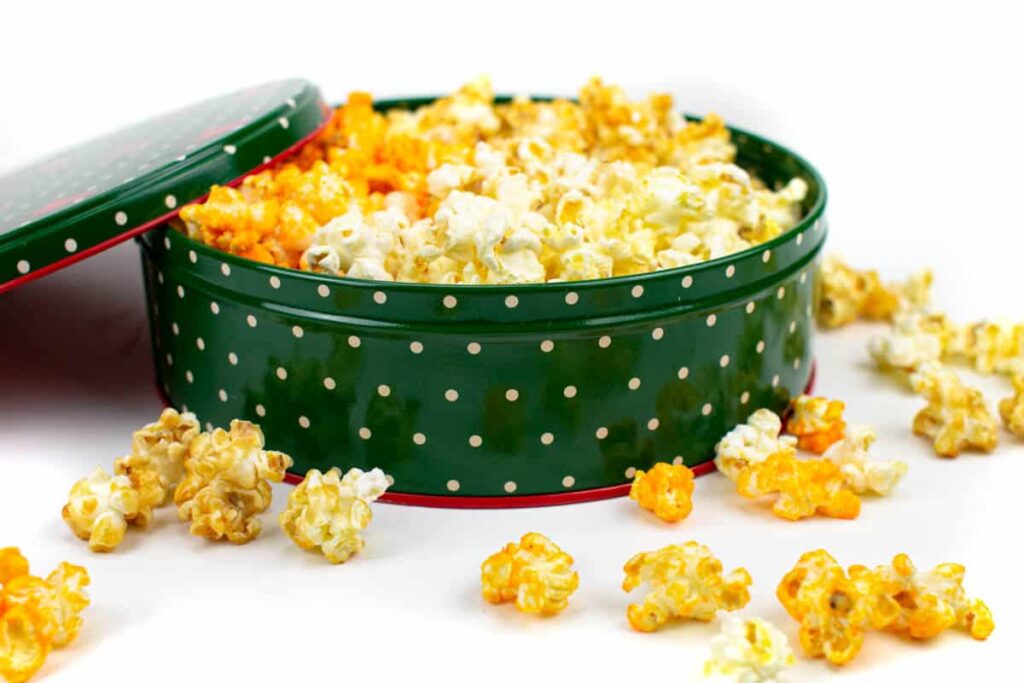 DIY Christmas Popcorn Tins