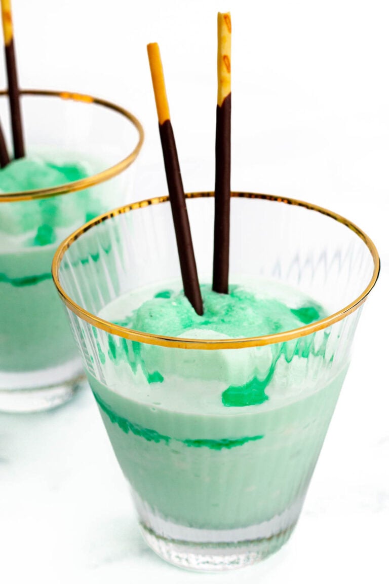 Frozen Grasshopper Drink | Feast + West