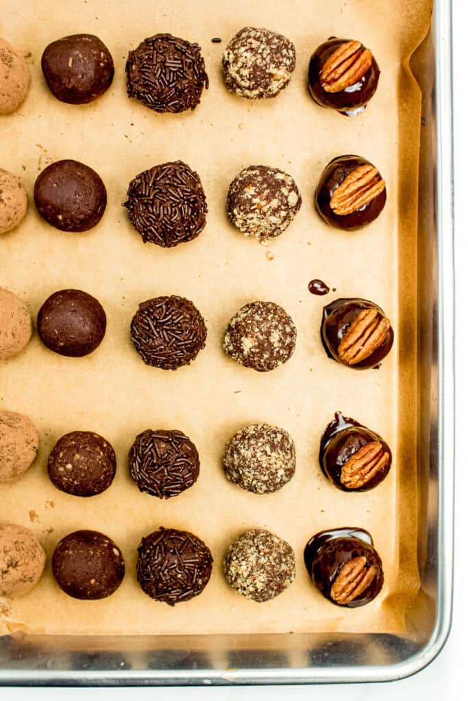 Kentucky Bourbon Balls Recipe (No-Bake) | Feast + West