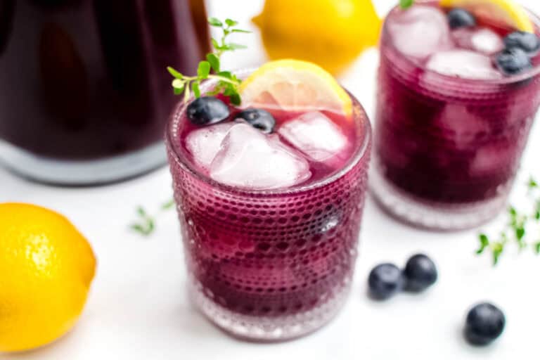 13 Absolutely Bussin Mocktails (And You Won't Miss the Booze)