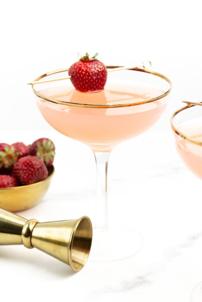 27+ Must-Try 27+ Strawberry Drinks to Make this Season for Spring and ...