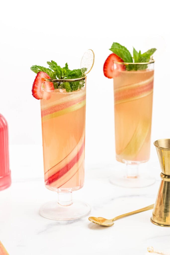 27+ Must-Try 27+ Strawberry Drinks to Make this Season for Spring and ...