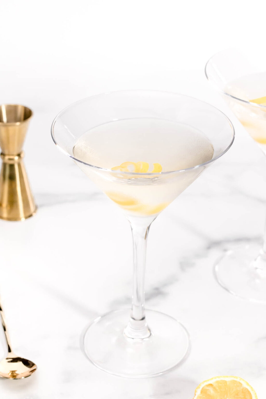 25+ Easy Batch Cocktails for Parties