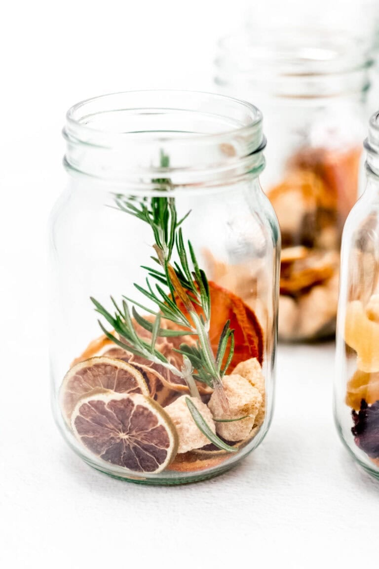 Homemade Cocktail Infusion Kits: Gift Idea (12+ Flavor Combos!) | Feast ...
