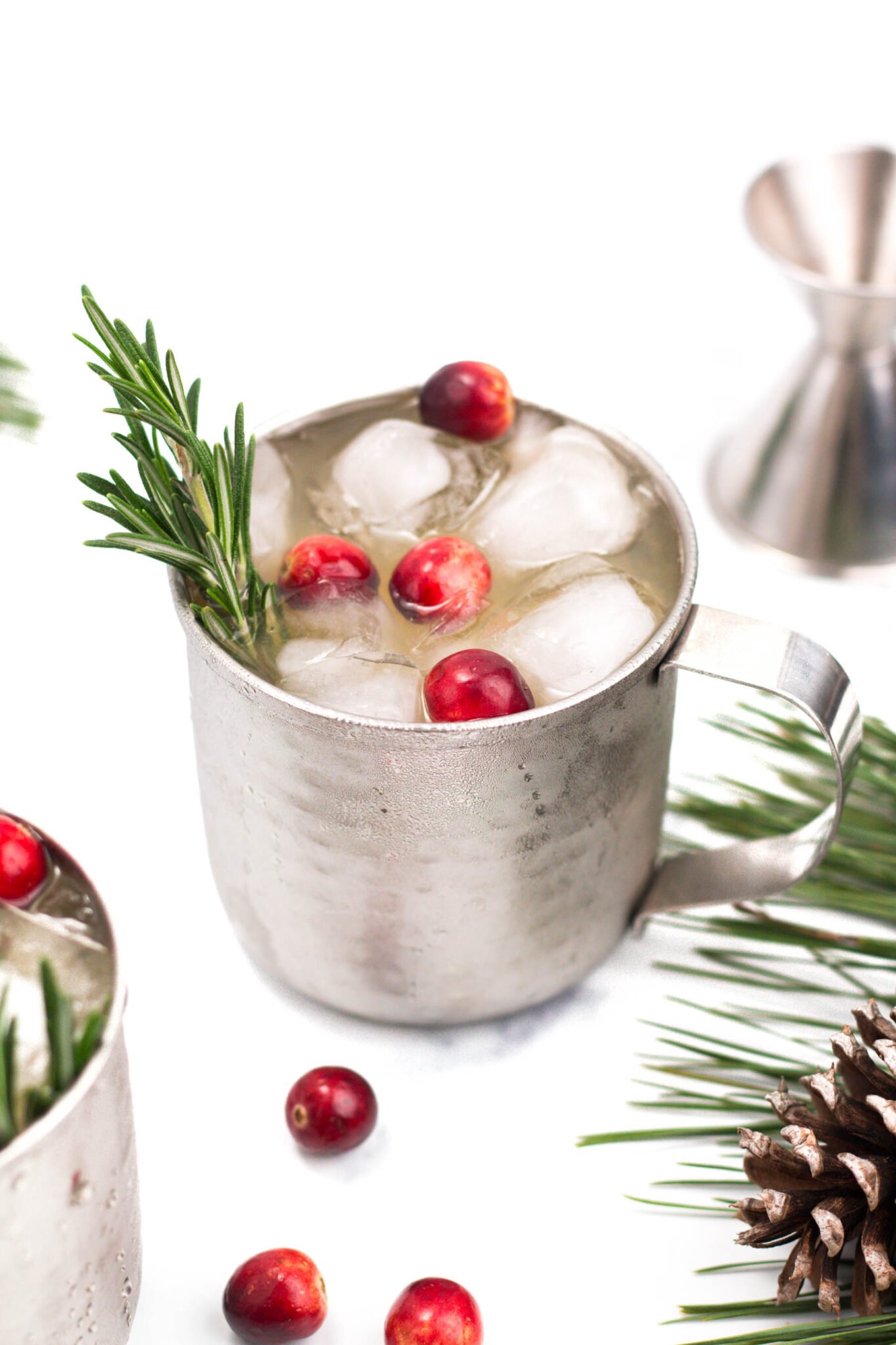 White Cranberry Moscow Mule recipe for Thanksgiving & Christmas | Feast ...