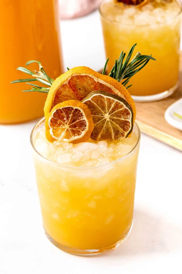 25+ Easy Batch Cocktails for Parties