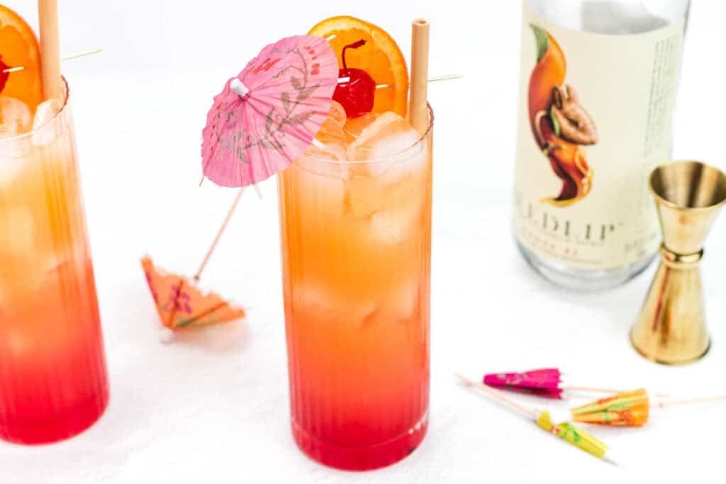 Sunrise Mocktail (Non-Alcoholic Tequila Sunrise)