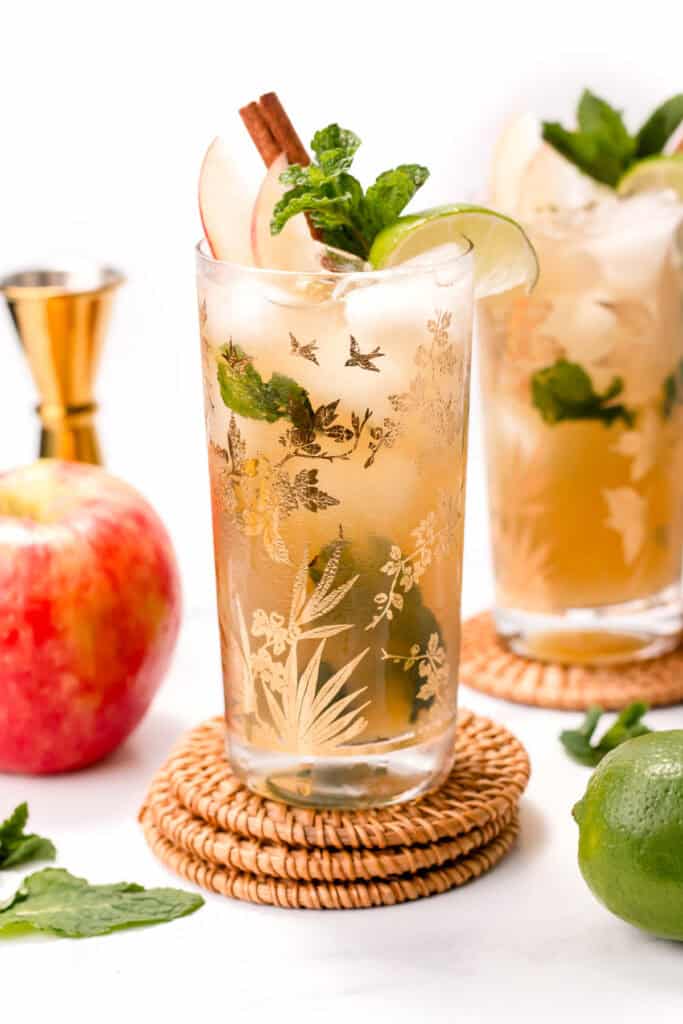 27+ Apple Cocktails & Mocktails to Try this Season