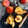 17+ Refreshing Peach Cocktails to Make at Home